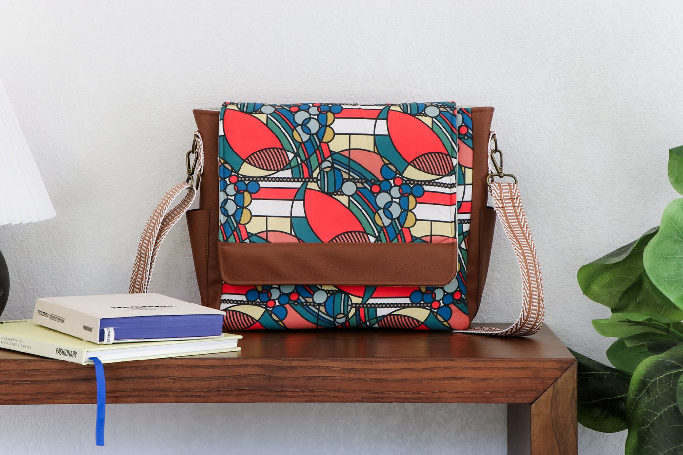 Dalana Pattern: Beginner-Friendly Crossbody Sewing Tutorial – Sallie Tomato